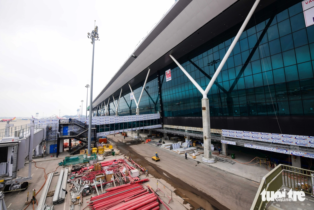The majestic appearance of Tan Son Nhat T3 terminal before its inauguration
