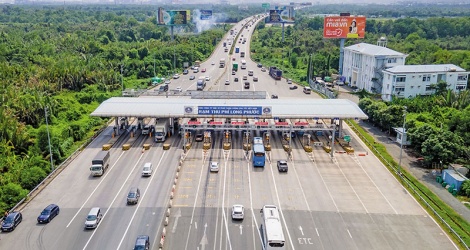 Expeditiously expanding the Ho Chi Minh City - Long Thanh expressway ...