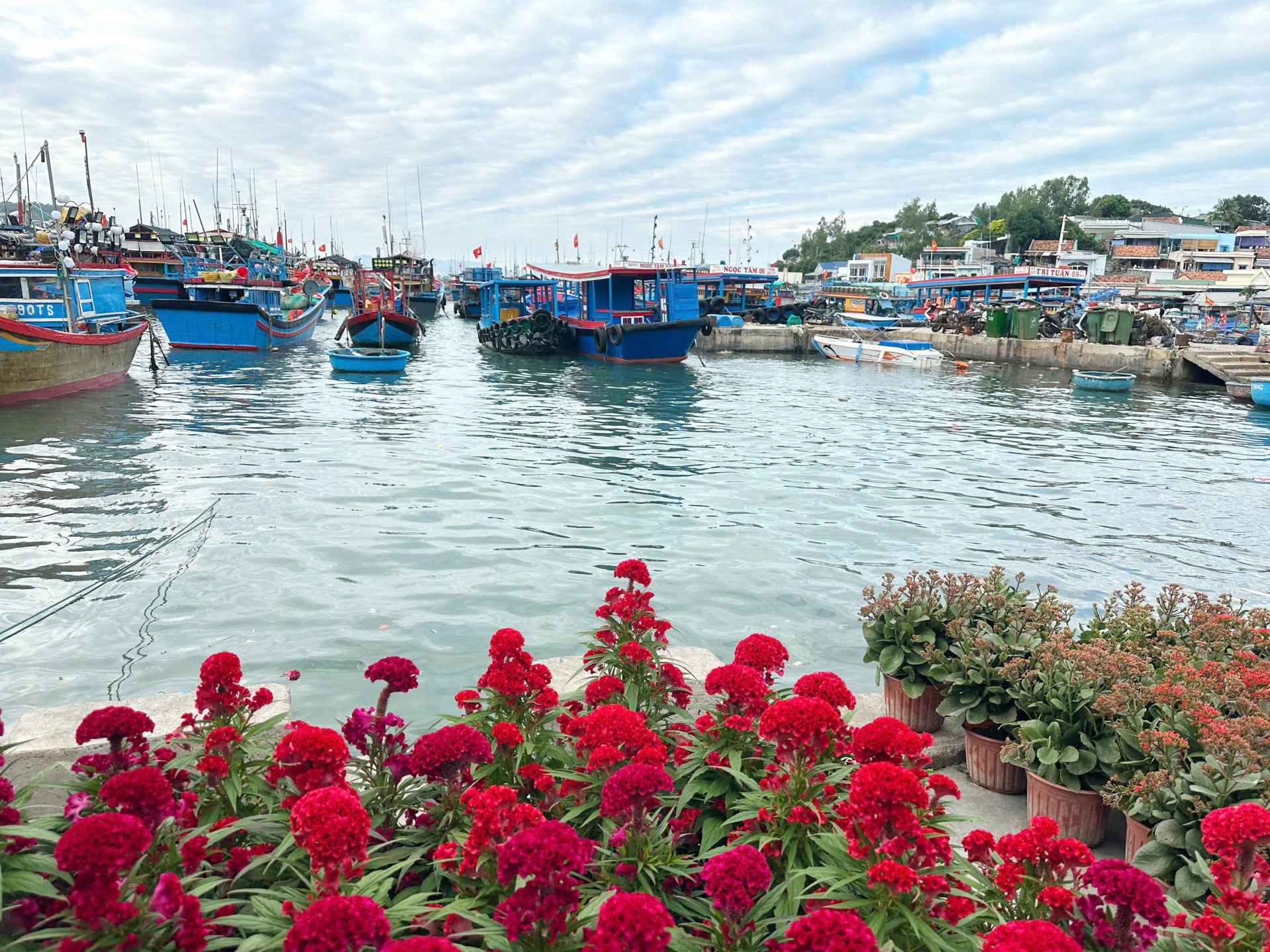 Hoàng hôn trên đảo Trí Nguyên
