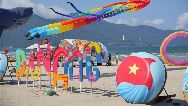 Da Nang Enjoy Festival 2025 attracts tourists with many special activities