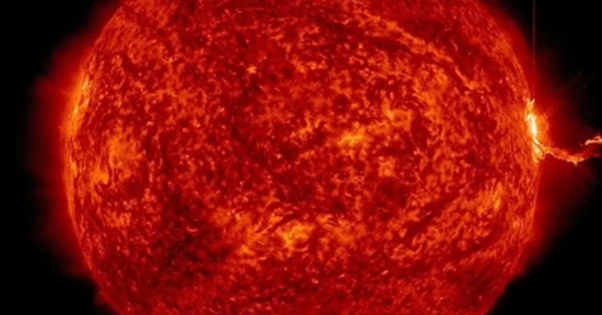 Tormenta solar provoca apagón generalizado de radio y podría continuar la próxima semana