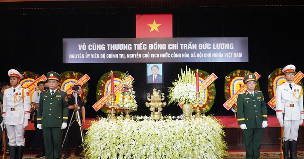 Photos of the funeral of former President Tran Duc Luong in Ho Chi Minh City