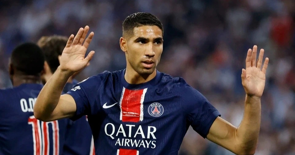 PSG star causes outrage with strange actions after scoring