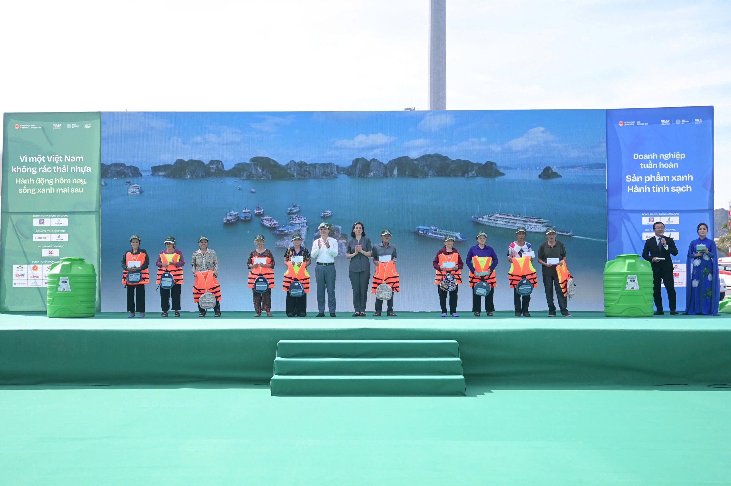 Tan A Dai Thanh accompagne la « Journée mondiale de l'environnement » et le « Mois d'action pour ...