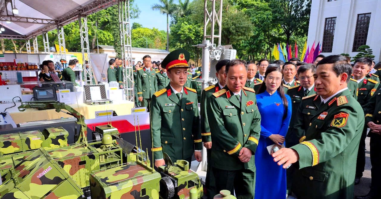 General Phan Van Giang: Building a professional and modern army ...