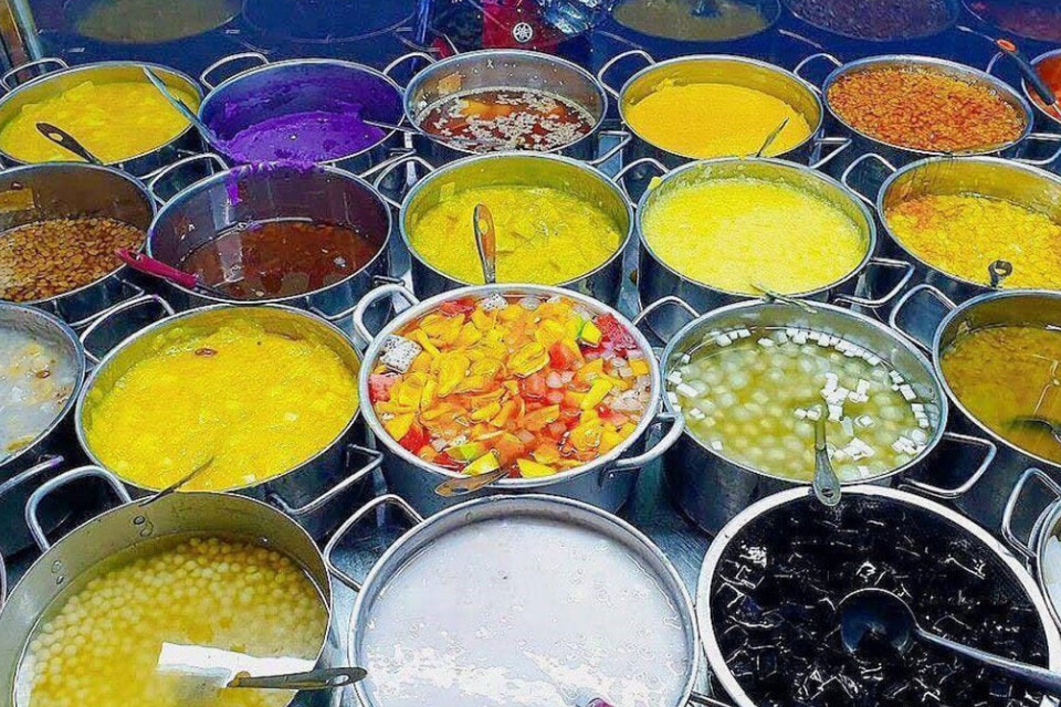 Top 10 famous Hue sweet soups that attract many diners