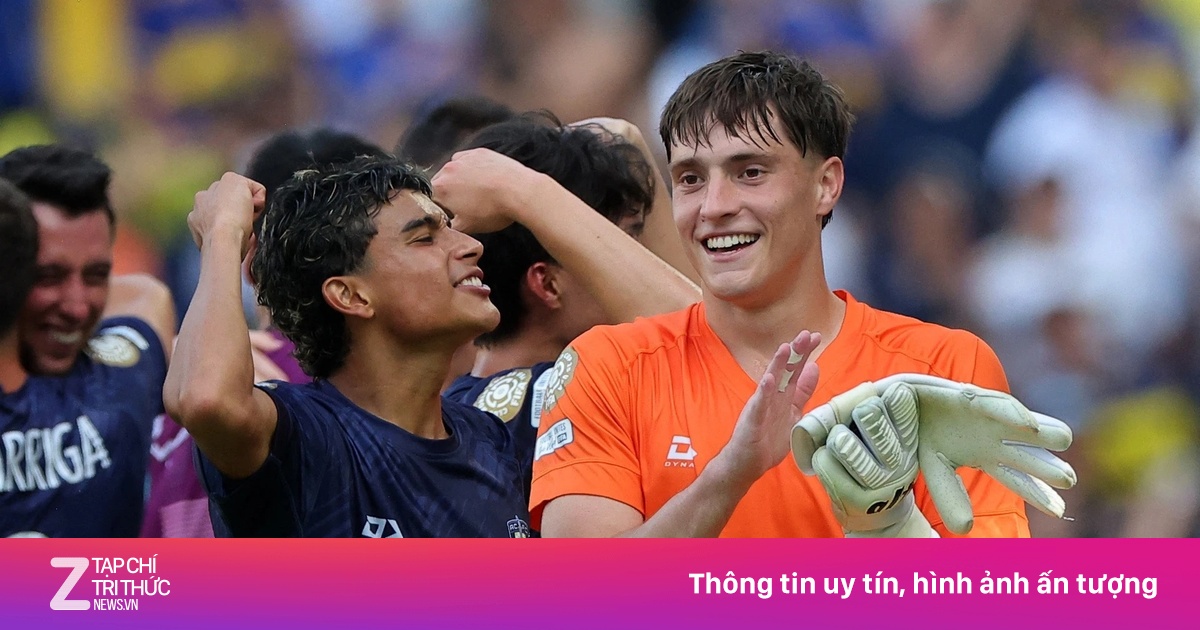 Chelsea's bonus is 25 times that of Auckland City