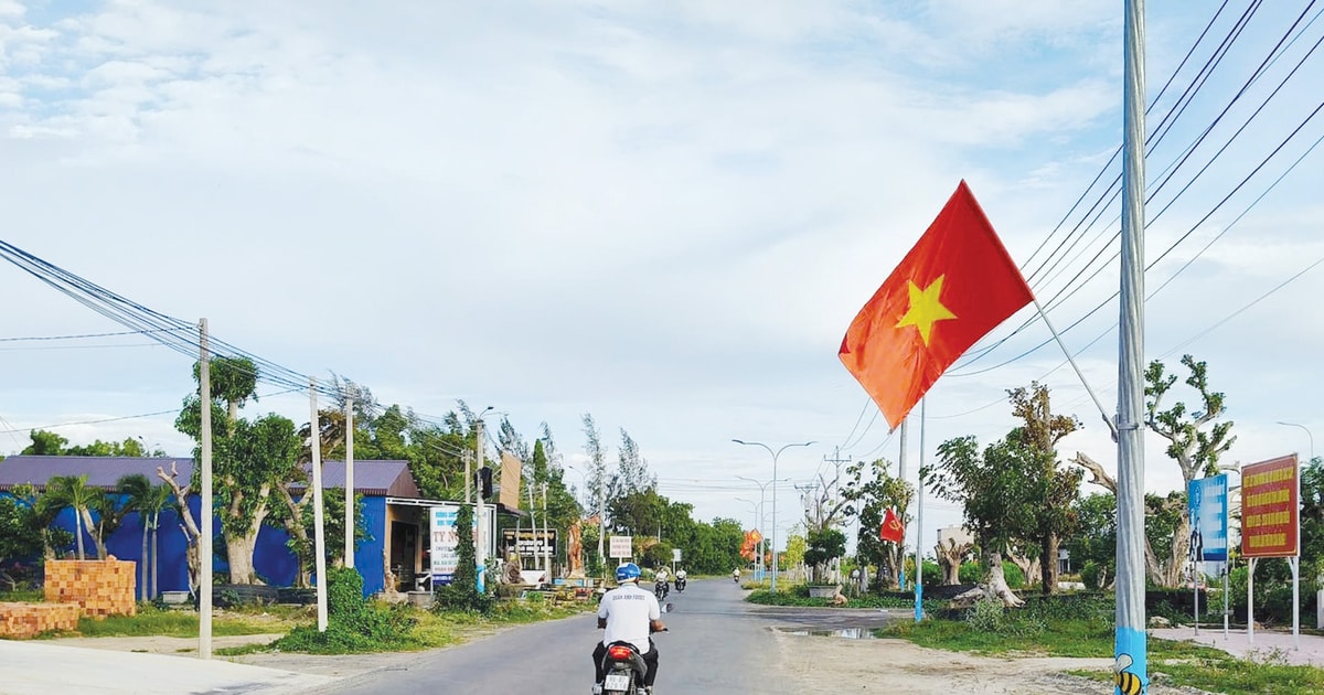 The 1st Congress of Phan Ri Cua Commune Party Committee, term 2025 ...