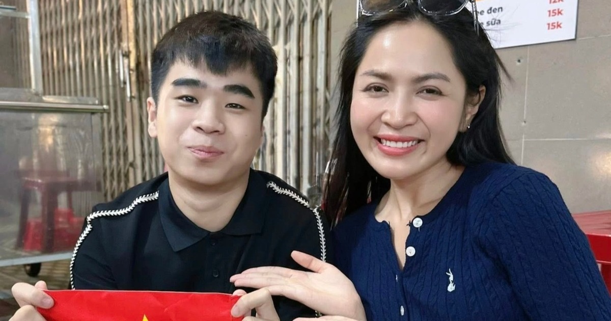 Portrait of the 20-year-old "remix wizard" behind the explosion of the 6 billion view hit