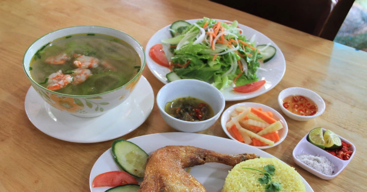 Dong Ung Chicken Rice: Simple flavor that keeps diners coming back