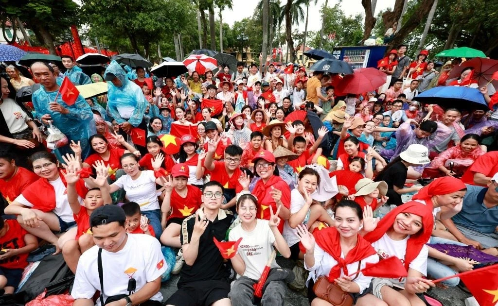 Must-have items when camping to watch the September 2nd parade