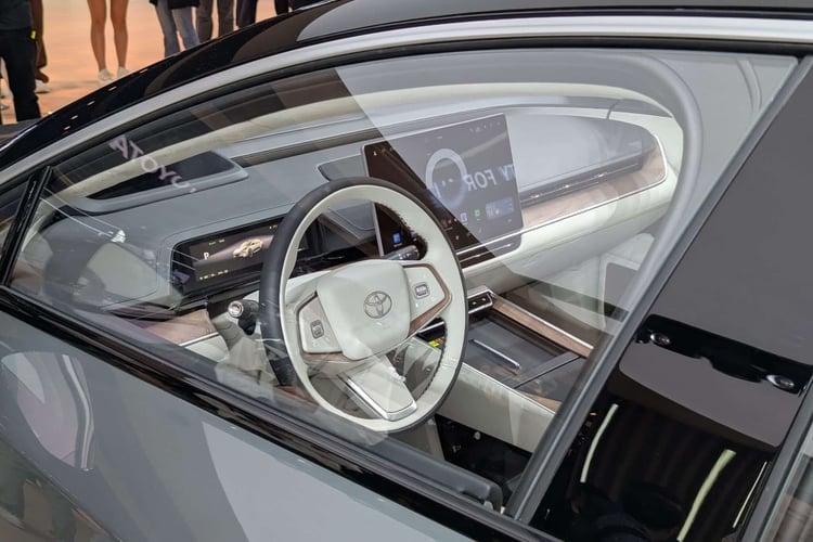 See Toyota bZ7 2026 - sedan longer than 5 meters, smart like a smartphone