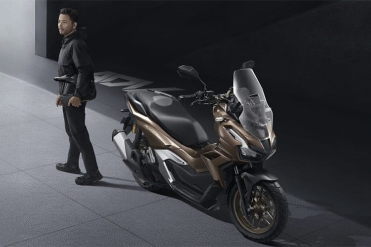 Honda ADV 160 adds new features, expected arrival date in Vietnam.