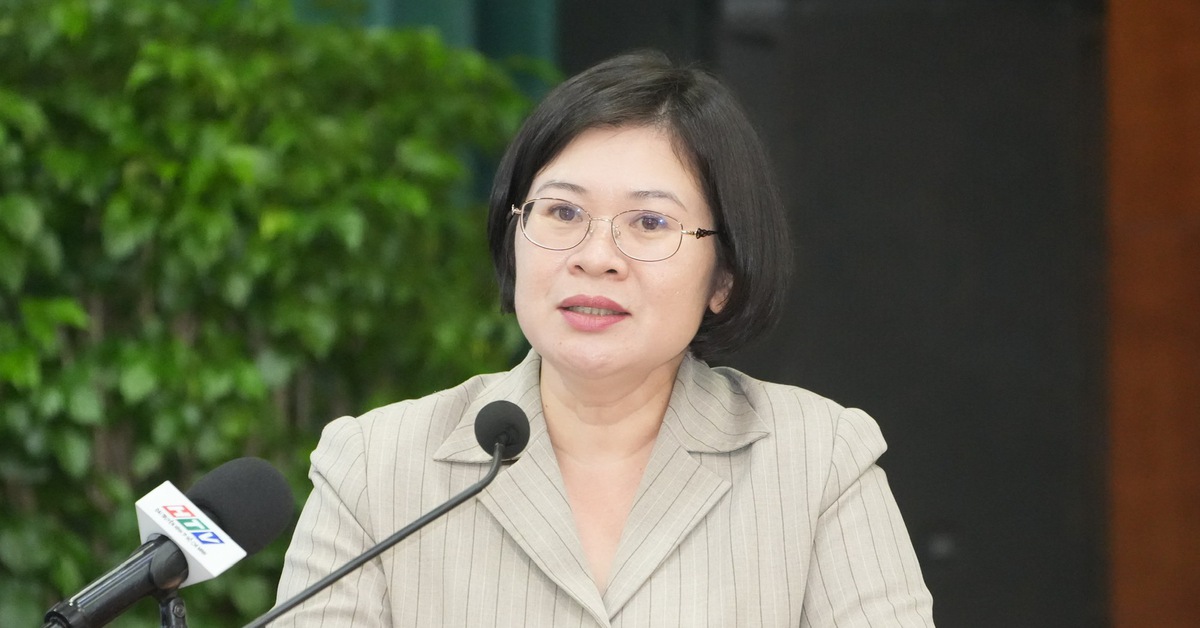 Mme Van Thi Bach Tuyet est la secrétaire adjointe du Comité du Parti de ...