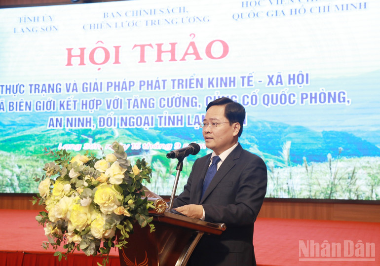 Développement socio-économique combiné au renforcement de la défense nationale, de la sécurité ...