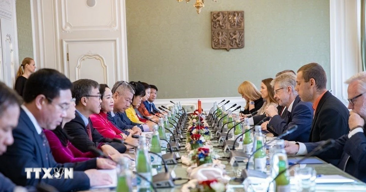 Việt Nam-Séc tăng cường hợp tác nhiều mặt, thúc đẩy quan hệ nghị viện