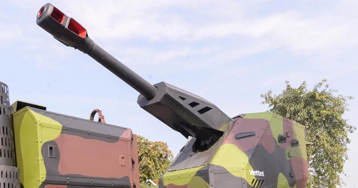 What is special about the heavy self-propelled artillery made in Vietnam?