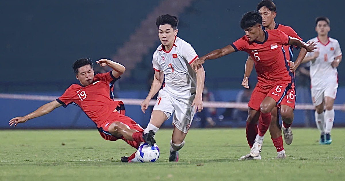U23 Vietnam - U23 Singapour (première mi-temps) 0-0 : Viktor Le a raté une occasion en or