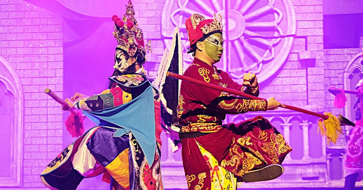 Traditional Vietnamese opera tickets sell out, performances increase ...