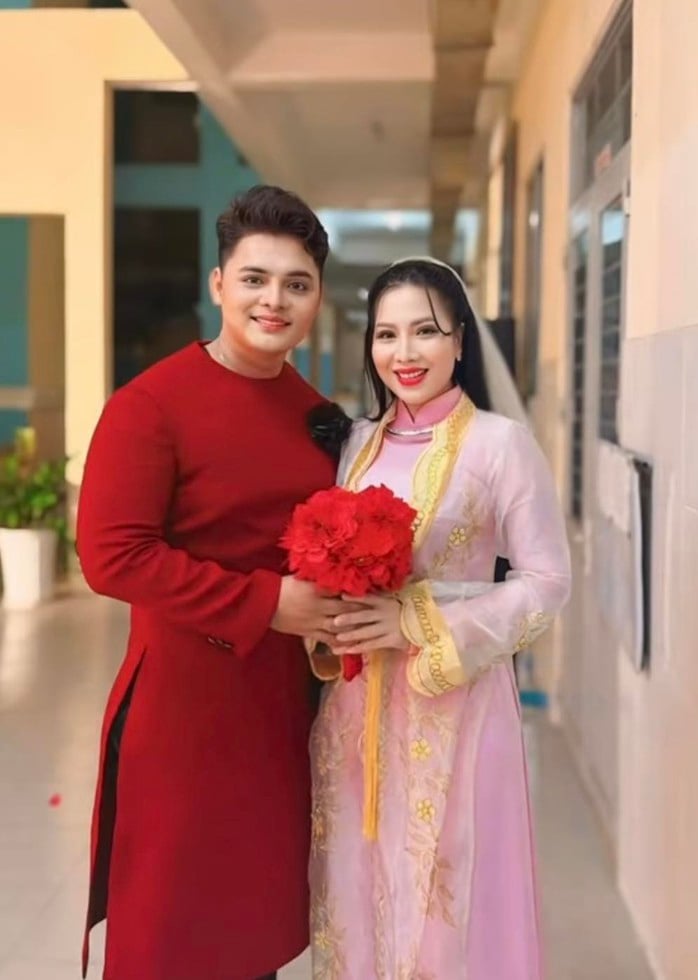 Nhat Nguyen und Thu Van sind ein berühmtes Paar, das für sein ...
