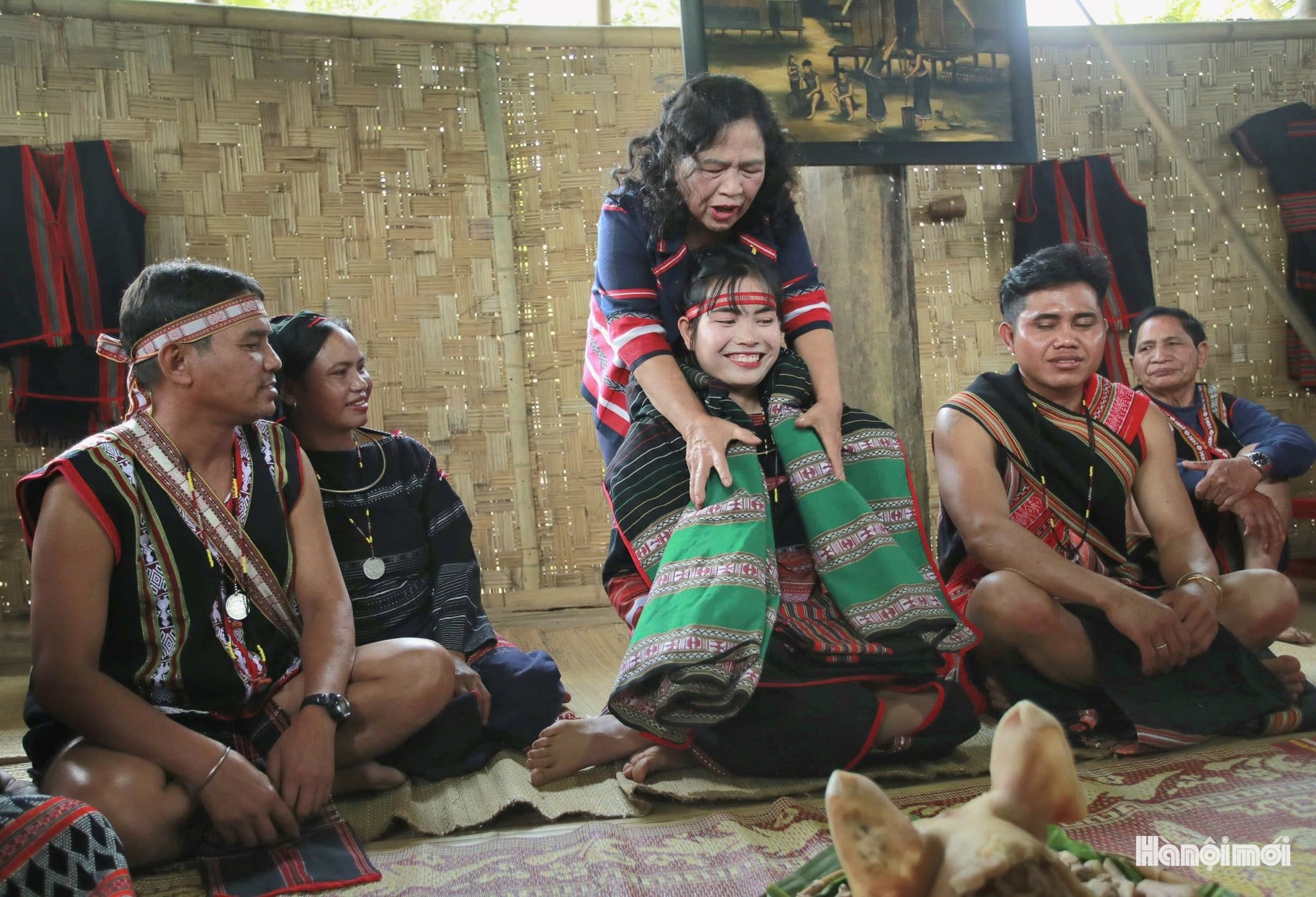 The unique cultural characteristics of the Ba Na people.