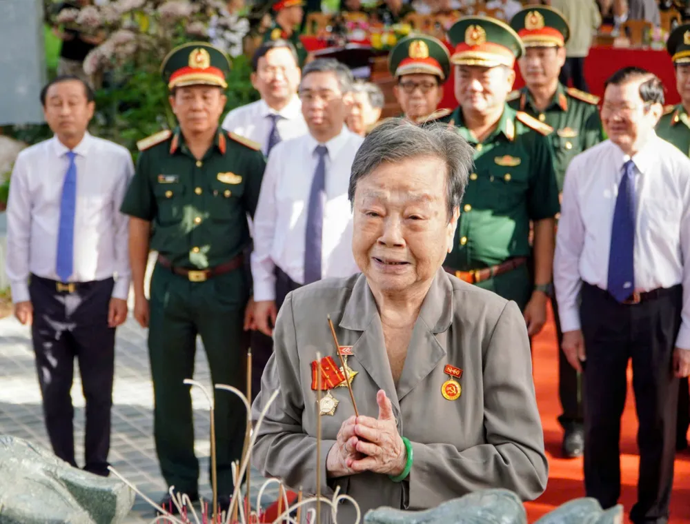 Ho Chi Minh City inaugurates memorial monument for Saigon - Gia Dinh ...