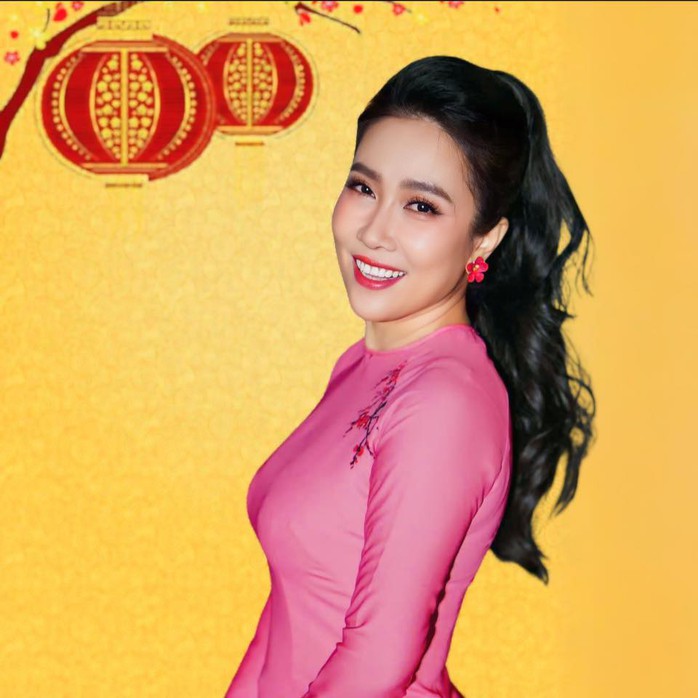 Van Khanh and Le Viet Thu reunited at a concert celebrating the 90th ...