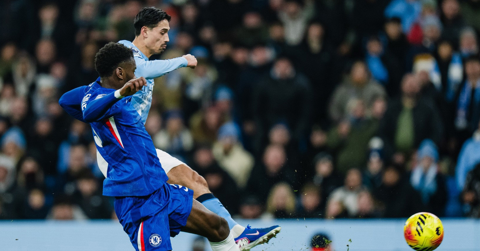 El City pierde puntos ante el Chelsea: un regalo para el Arsenal