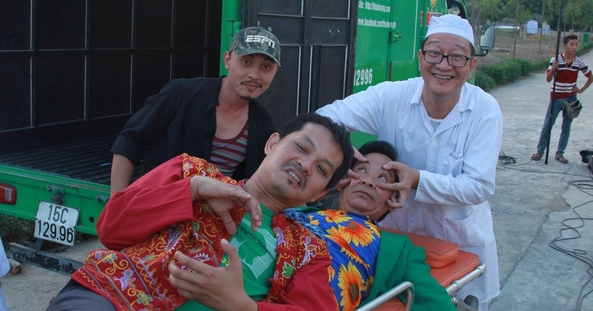 People's Artist Pham Phuong Thao hospitalized, People's Artist Trung ...