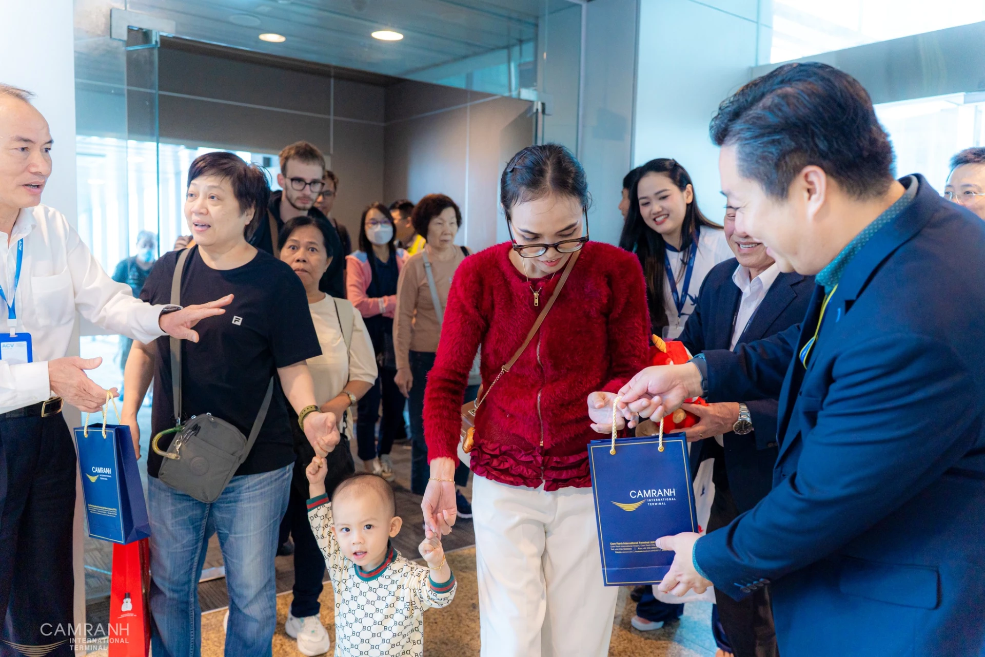 Vietnam is expected to welcome nearly 21.2 million international ...