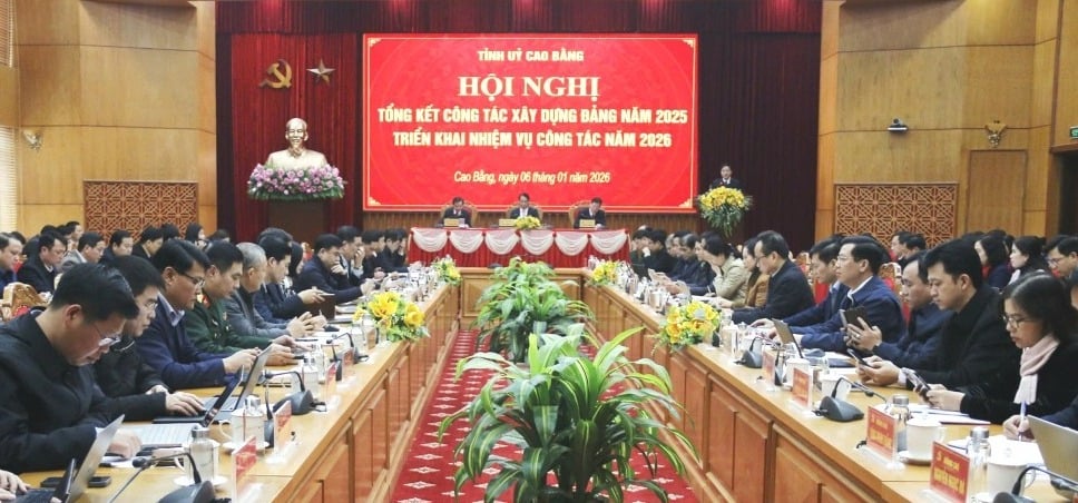 Provincial Party Secretary Phan Thăng An: Continue to tighten ...