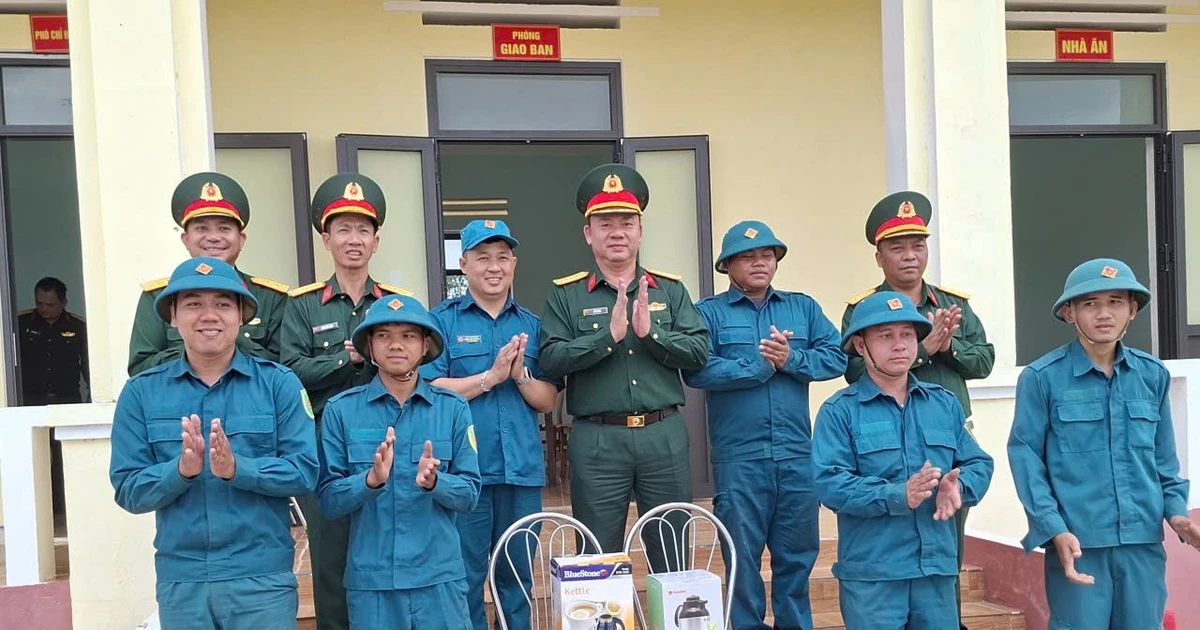 The General Staff of Military Region 5 inspected the permanent militia ...