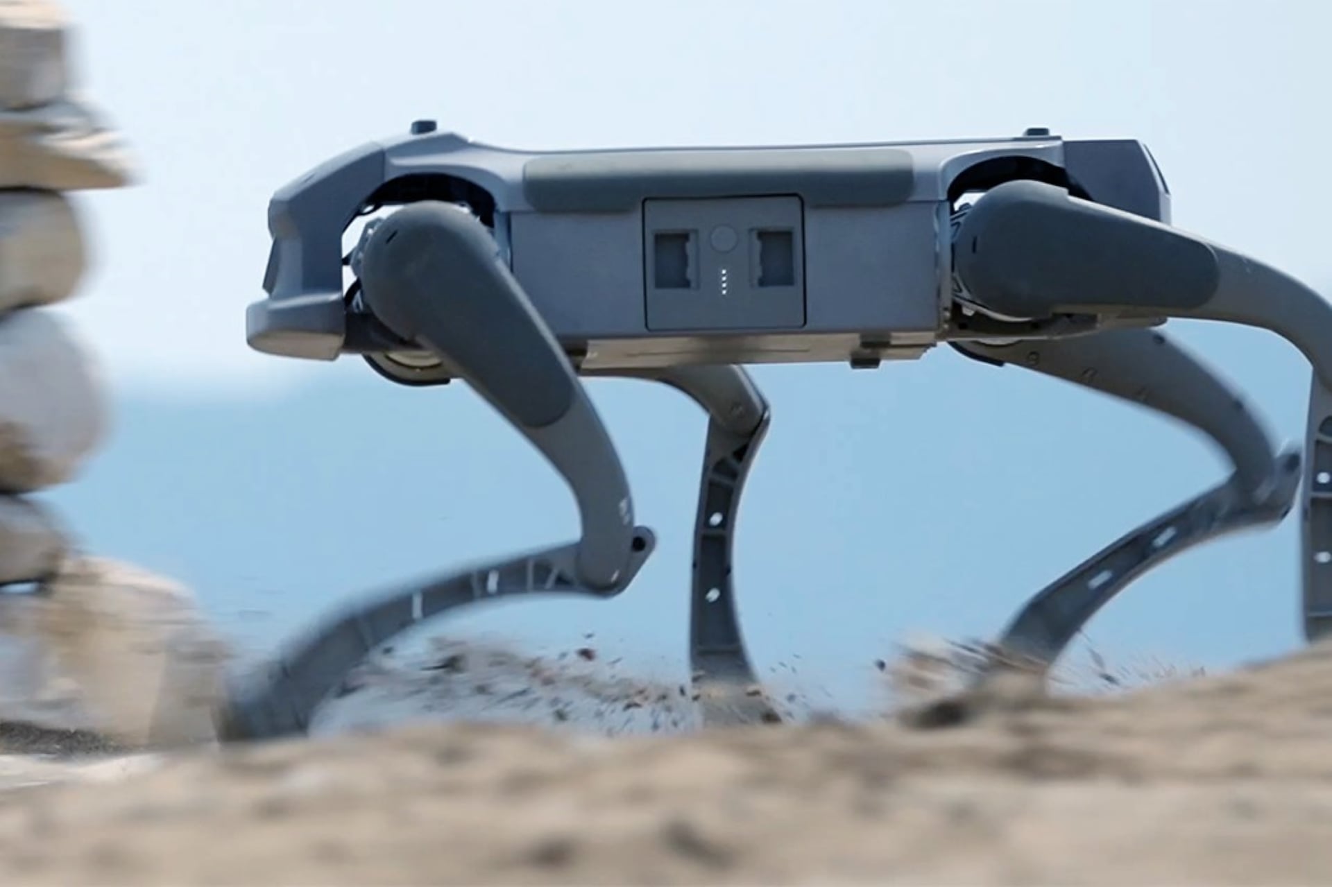 American robotics companies choose Ho Chi Minh City as a strategic ...