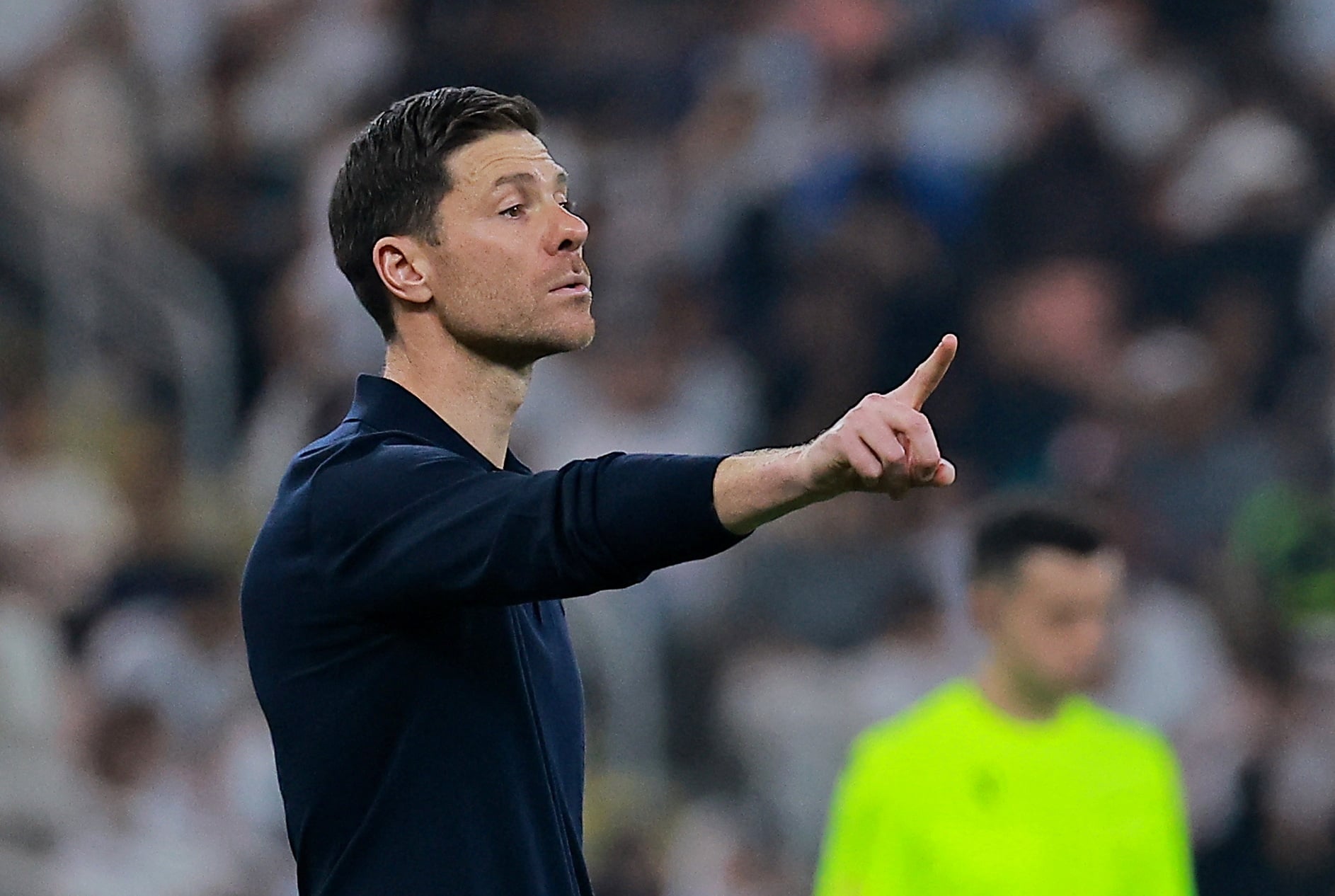 Siêu phẩm của Valverde đưa Real Madrid vào chung kết