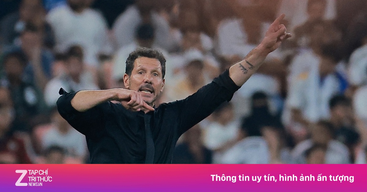 Simeone khiêu khích Vinicius giữa cơn bão derby
