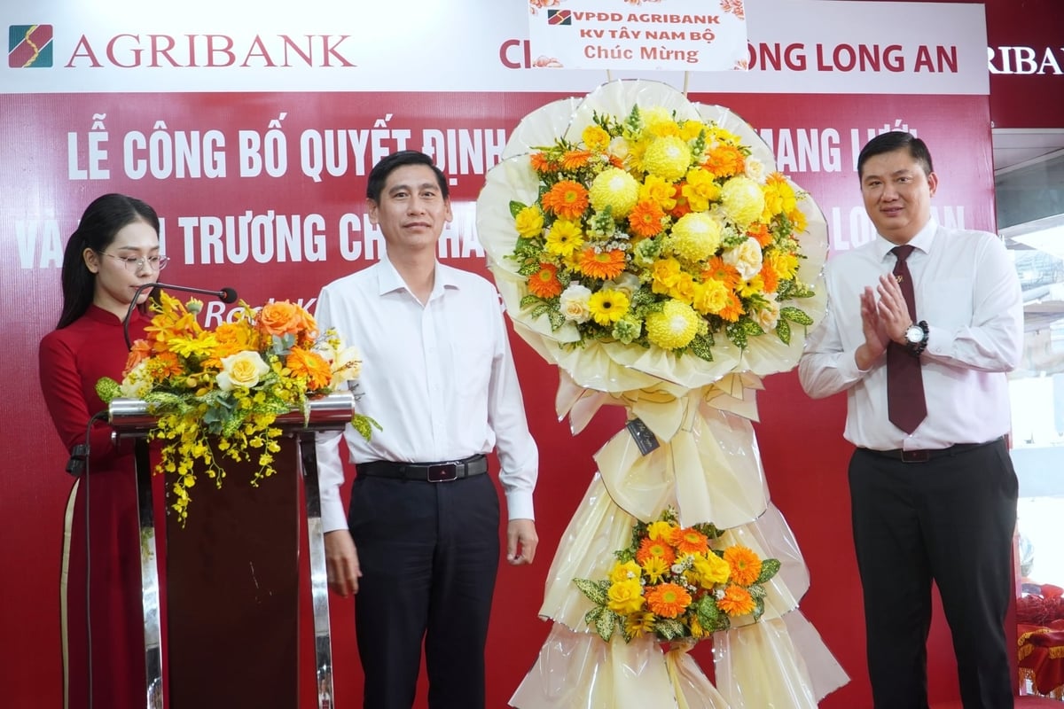 Agribank opens Rach Kien Dong branch in Long An, upgrading its credit ...