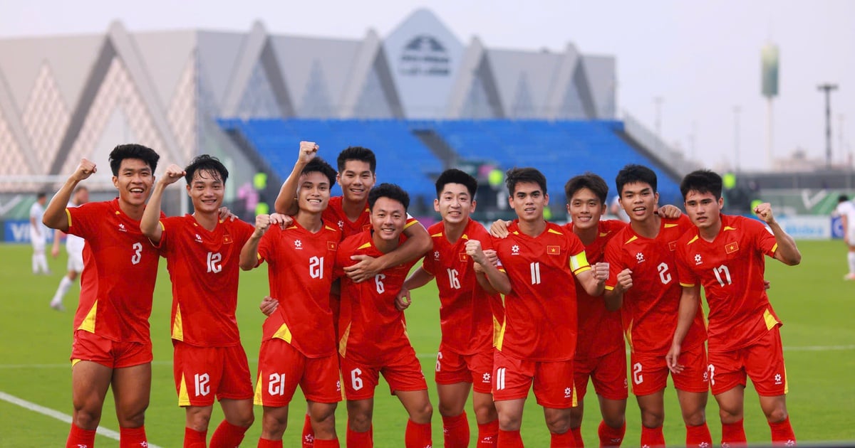 Coach 'Six Sang' is still incredibly lucky with Thuan and Phat; the ...