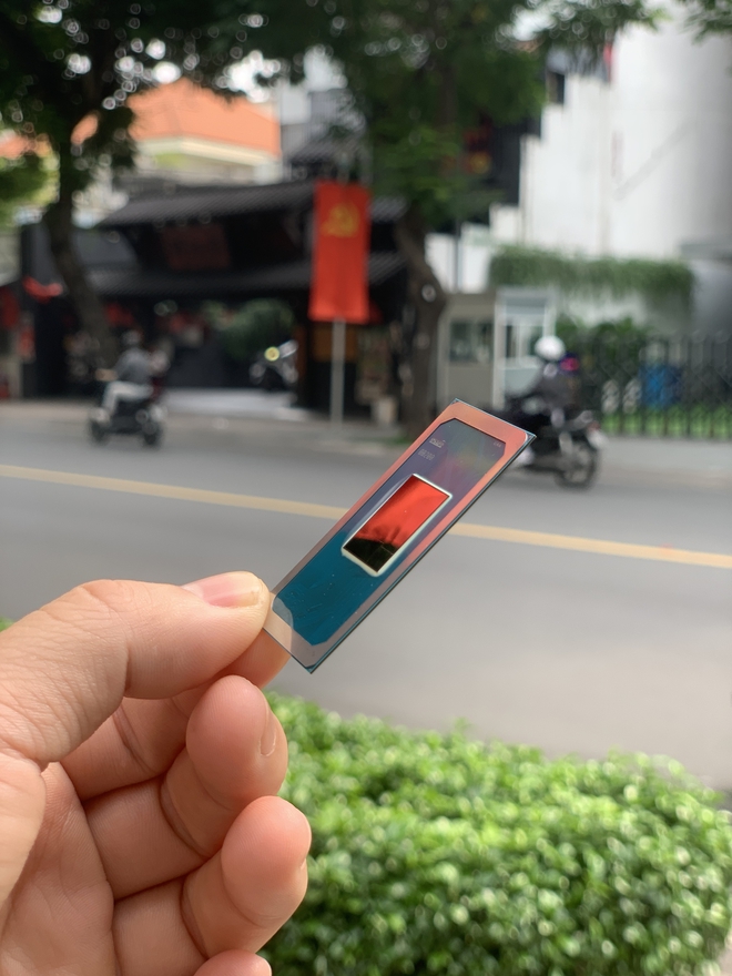 Intel bertujuan untuk memimpin era AI PC dengan chip Core Ultra Series ...