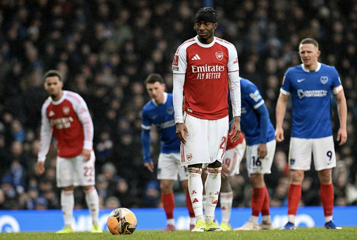 Martinelli a inscrit un triplé et Arsenal a battu Portsmouth pour se ...