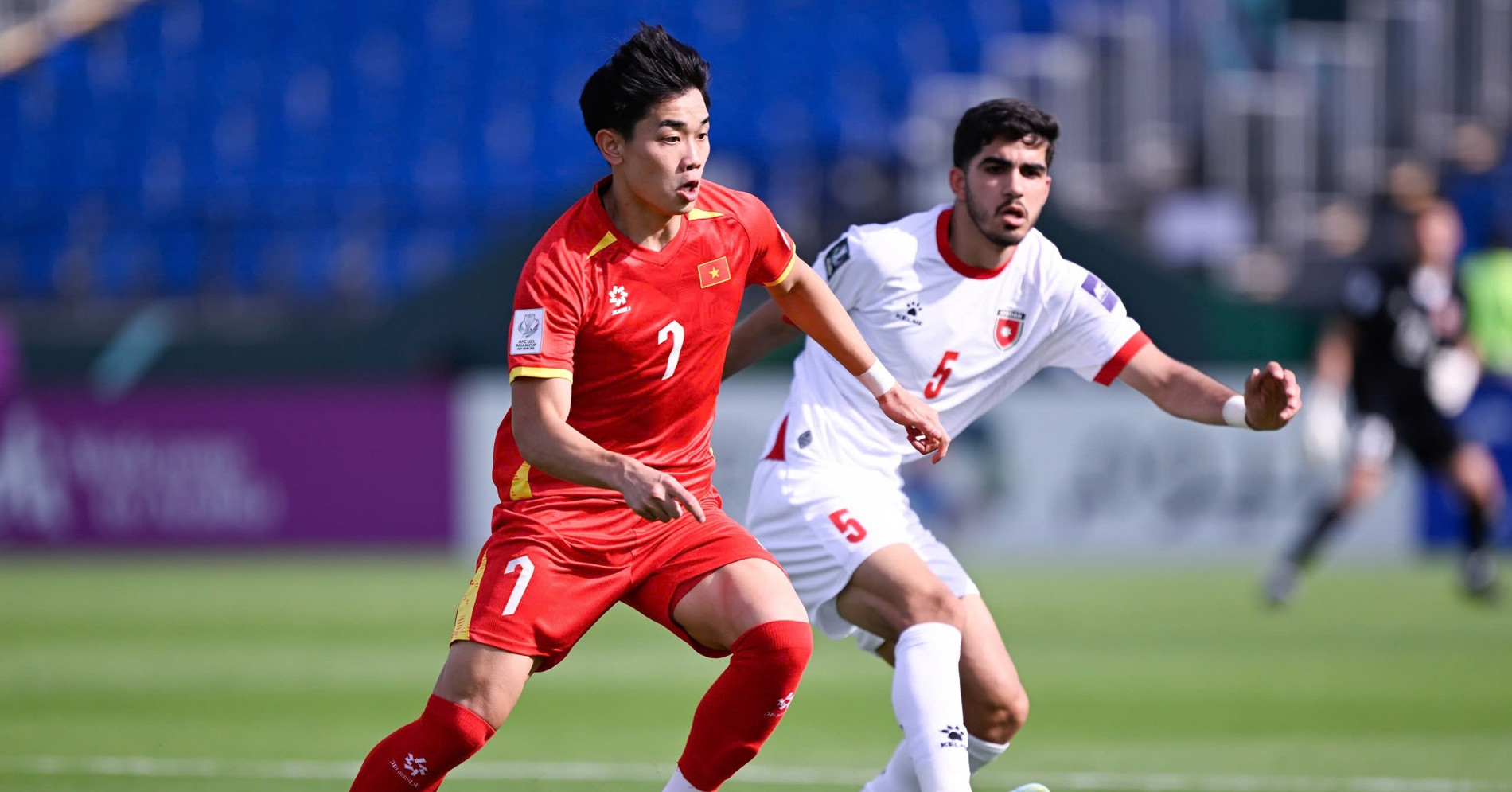 베트남 U23 대표팀이 아시아 U23 선수권 대회 8강에 진출하는 방법에 대한 흥미로운 예측들입니다.