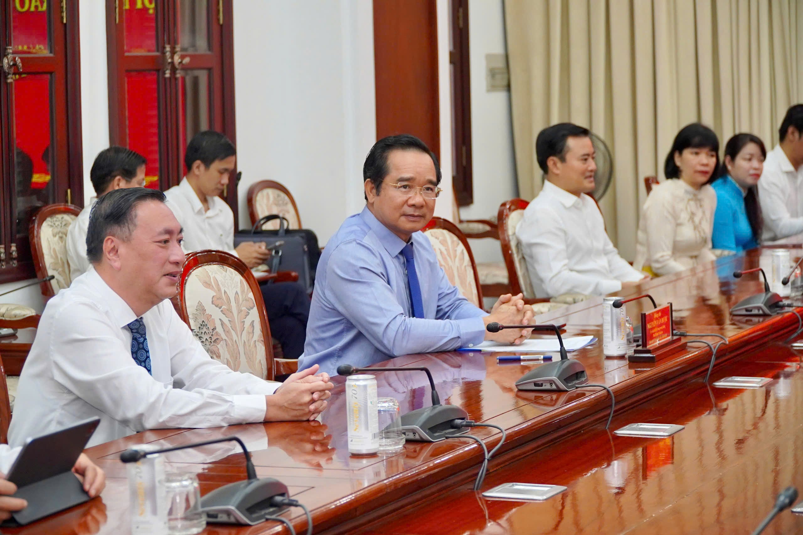 Ho-Chi-Minh-Stadt: Bekanntgabe der Entscheidung des Ständigen ...