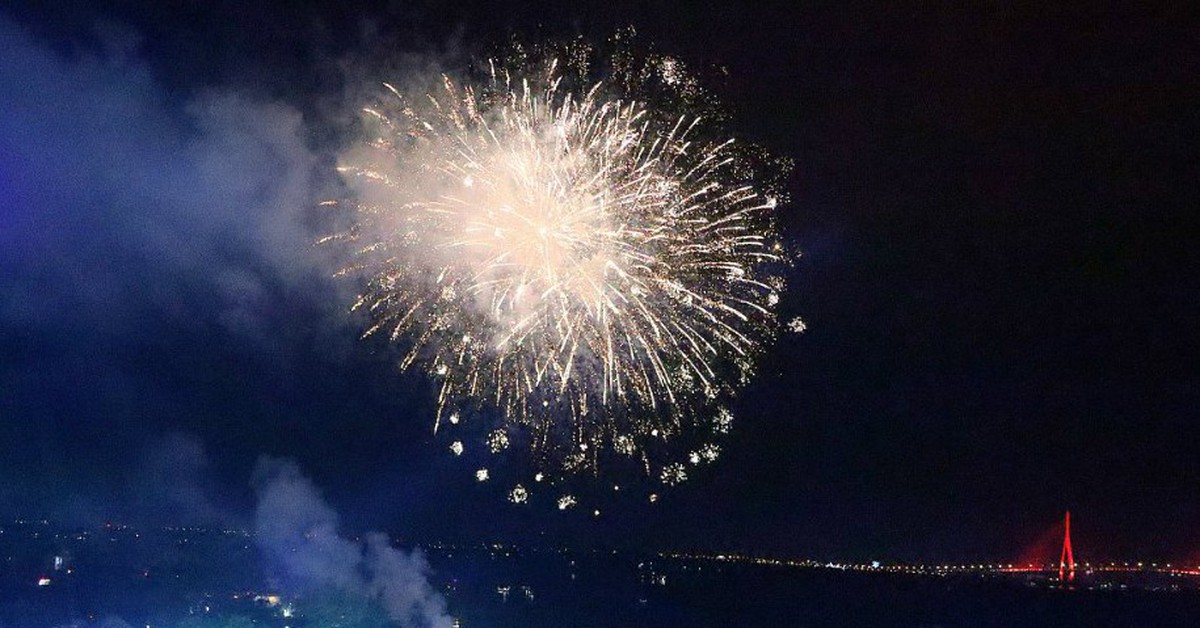 Can Tho will have fireworks displays at 3 locations on New Year's Eve.