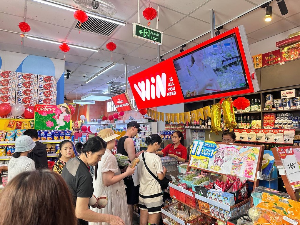The challenge of efficient operation for Vietnamese retail businesses.