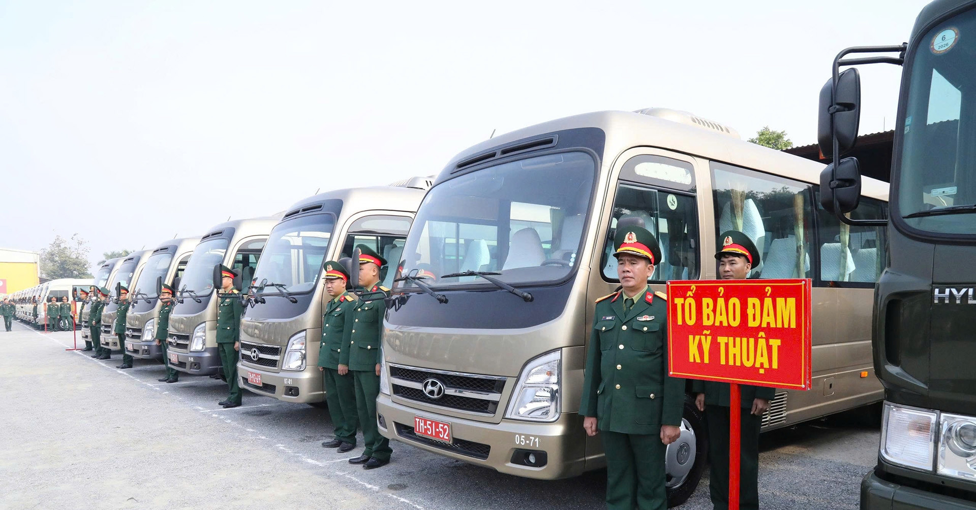 Inspecting vehicles and preparations for transporting delegates to the ...