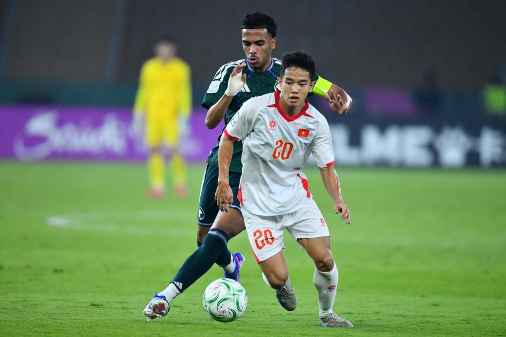 Ban huấn luyện U23 Jordan bật khóc khi chứng kiến U23 Việt Nam chiến thắng