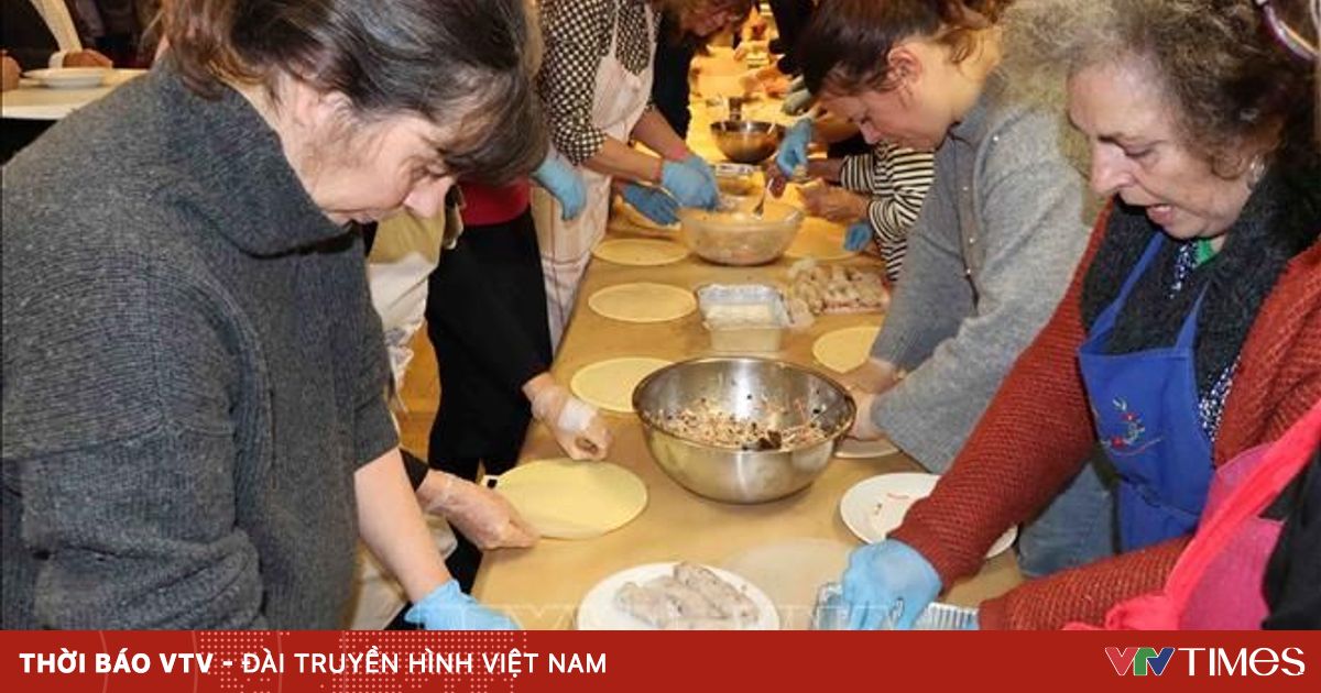 Lumpia Vietnam, lumpia goreng, dan lumpia kertas beras mulai masuk ke ...