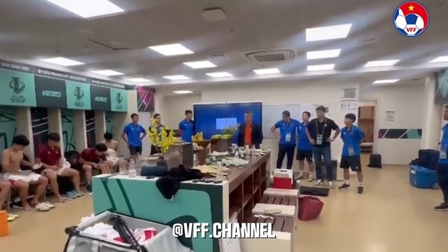 Vietnam U23's locker room revealed after victory against Saudi Arabia ...