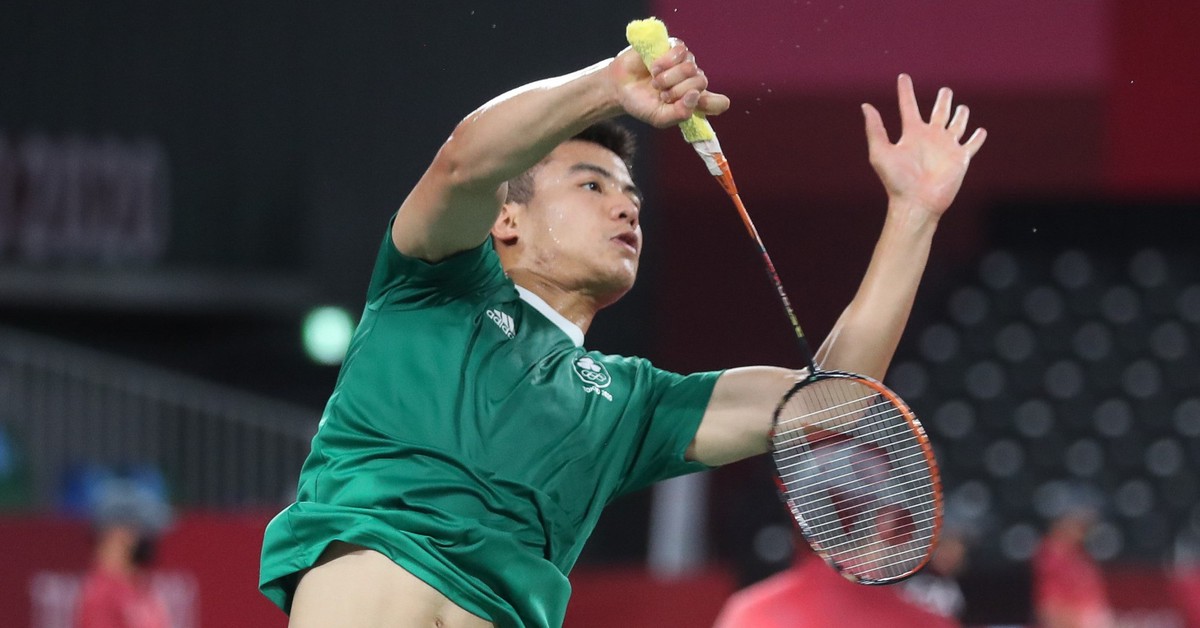 Nguyen Nhat defeated the number 1 badminton player from South Korea.