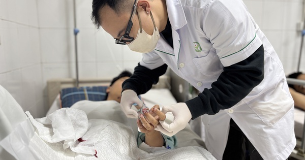 Six consecutive emergency cases of multiple injuries due to firecracker ...