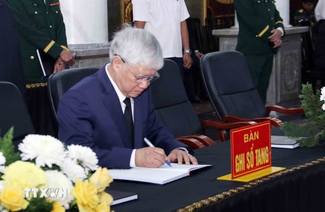 State funeral for General, Hero of the People's Armed Forces Le Van Dung
